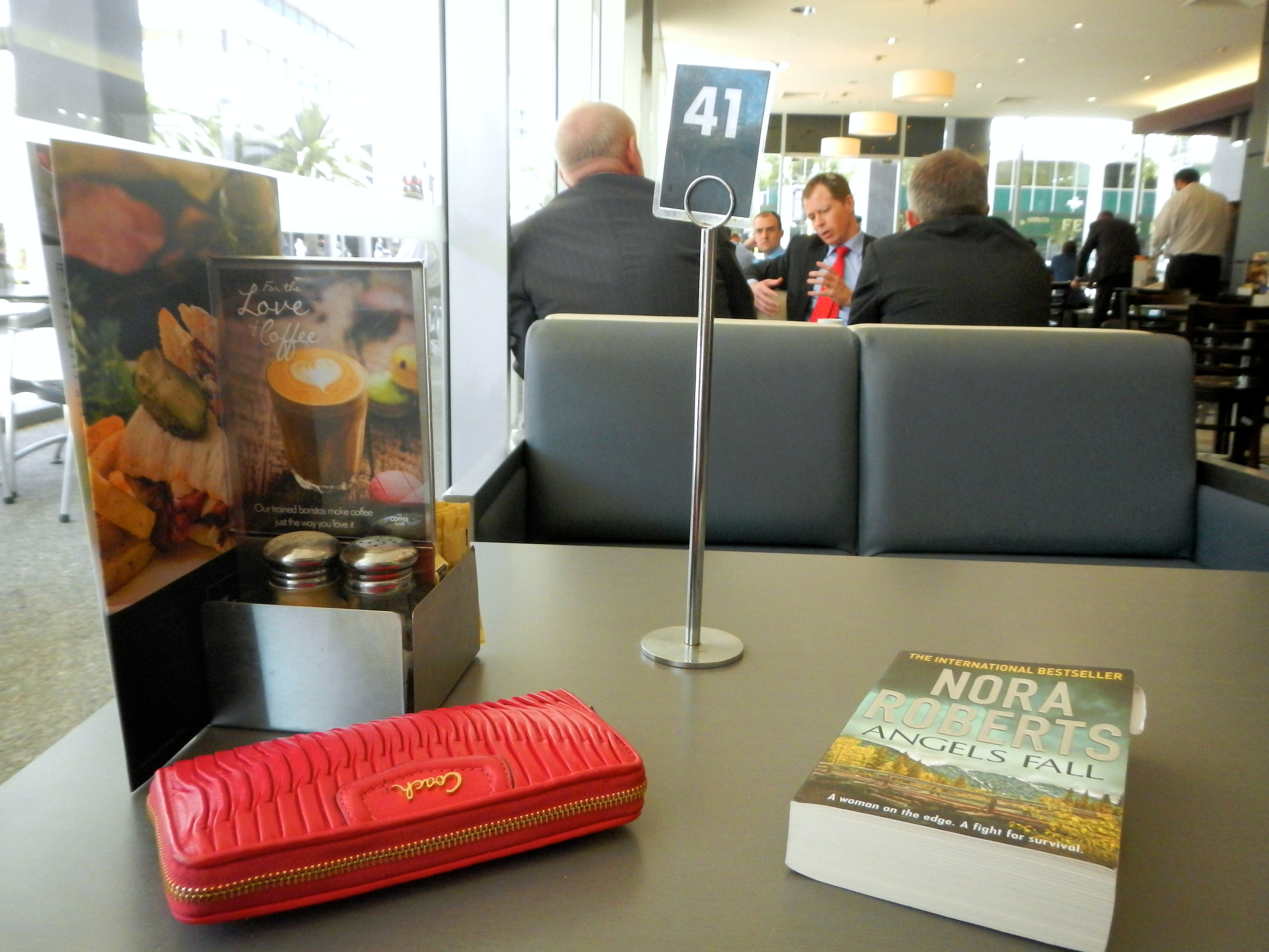 The Coffee Club, Perth – Viktoria Jean